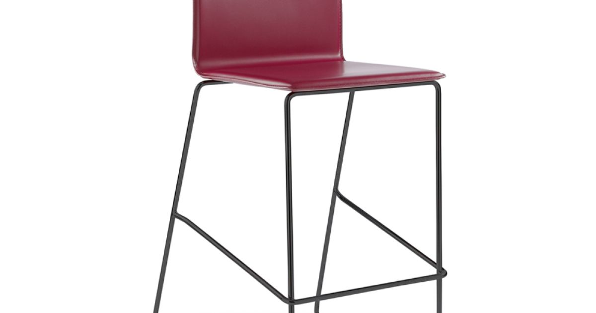 Taburete en piel burdeos y estructura de trineo